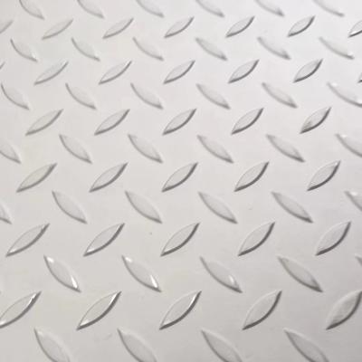 China SUS304 Stainless Steel Checkered Plate 3.0mm Thick 1250x2500mm ASTM A240M 8% Nickel for sale