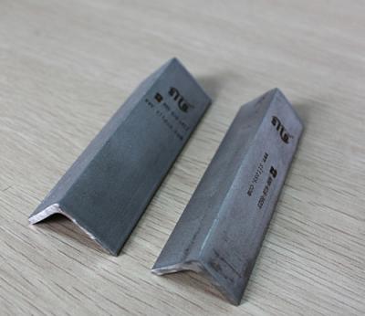 China 300 Series Stainless Steel Angle Bar Hot Rolled 4-20 Size 6m Length In Stock for sale