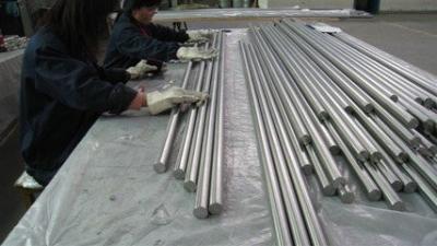 China Monel 400 UNS N04400 2.4360 to Stainless Steel 304 Weld Rod 8.80 g/cm3 Density for sale