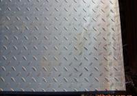 China St37 ASTM A36 Checker Steel Plate 10mm Thick Tear Drop Pattern Black Silver for sale