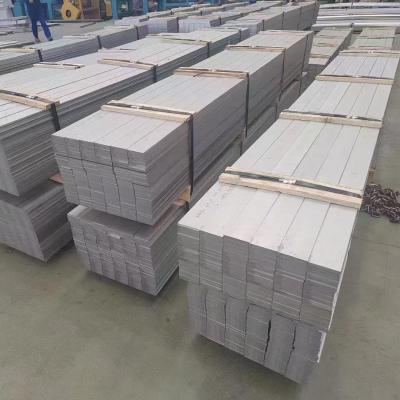 China AISI 304 Stainless Steel Flat Bar 50x5mm 6000mm Length SUS304 DIN 1.4404 for sale