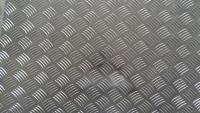 China 6061 T6 Aluminum Diamond Plate Sheet 4x8 0.6-5mm Thickness 100-1800mm Width for sale
