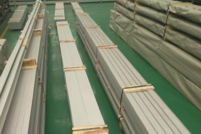 China Duplex 2205 Stainless Steel Flat Bar 5.8m Length UNS S31803 S32205 for sale