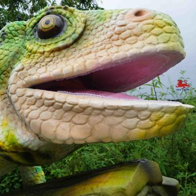 China Outdoor Realistic Chameleon Model 2m Waterproof Sound Customized for sale