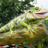 China Outdoor Realistic Chameleon Model 2m Waterproof Sound Customized for sale