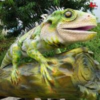 China Outdoor Realistic Chameleon Model 2m Waterproof Sound Customized for sale