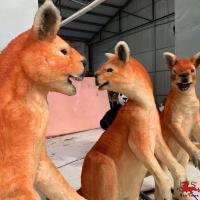 China 1.8m Realistic Animatronic Animals Kangaroo For Theme Park for sale