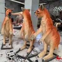 China 1.8m Realistic Animatronic Animals Kangaroo For Theme Park for sale
