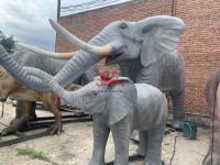 China Theme Park Realistic Animatronic Animals Life Size Elephant Customized for sale