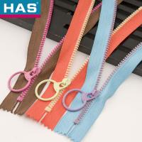 China Open End Plastic Zippers Smooth Coloured Zippers Nickel Free for sale
