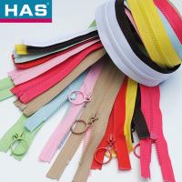 China Eco Friendly Plastic Zippers #5 Colorful Zippers Smooth For Clothes for sale