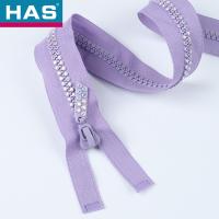 China 2025 Hot Sale 3# 5# 8# Diamond Stone Teeth Zipper of Plastic Zipper for sale