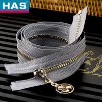 China Grey Metal Teeth Zippers Customized Luxury Zippers For Handbags for sale