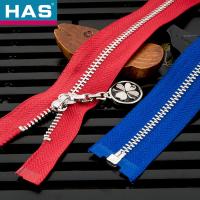 China Grey Metal Teeth Zippers Customized Luxury Zippers For Handbags for sale