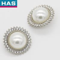 China Silver Gold Diamond Buttons 15 / 18 / 20 / 23 / 25mm Pearl Button for sale