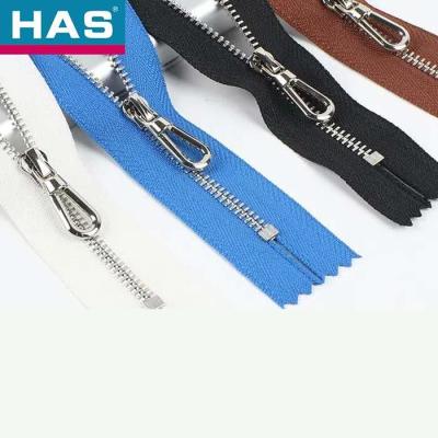 China Popular Custom Shiny Nickel Teeth Color Metal Closed End Zipper For Clothes for sale