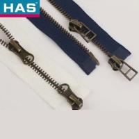 China Two Way Open End Brass Plated Bronze Y Teeth Zipper Double Auto Lock Slider For Coats for sale