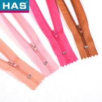 China Convenient Shoes Nylon Zipper Garment Accessory With Any Color Teeth for sale