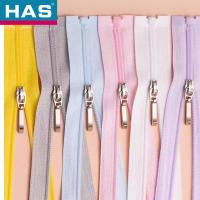 China Nylon Zippers For Business Teeth Run Smoothly In Any Color for sale