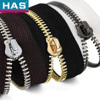 China Metal Zippers Perfect Combination Of Durability And Style For Clothing for sale