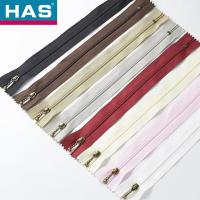 China 12-25cm Long Chain Nylon Zipper for Closed Jacket and Tent Teeth Run Smoothly for sale
