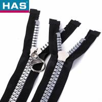 China Silver Plastic Special Shiny Teeth Zipper Tailoring Accessories Sewing Plastic Zippers for sale