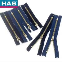 China Clothes Accessories 5# Double Polished Gold Close End Metal Zipper for sale