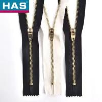 China Clothes Accessories 5# Double Polished Gold Close End Metal Zipper for sale