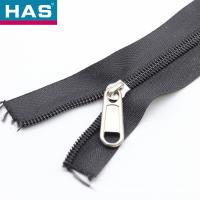 China Garment Eco-friendly Nylon Zipper Manufacture With Customizable Width And Colorful Teeth Plastic Zipper for sale
