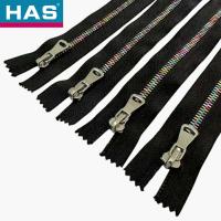 China Eco Friendly Metal Zipper With Smooth Running Teeth And Custom Rainbow Design for sale