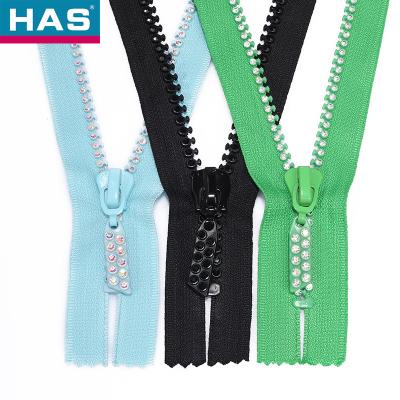 China Versatile Diamond Teeth Zipper For Clothing Decoration Closed Tail Design for sale