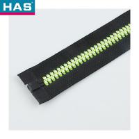 China Plastic Puller Two Tone Oiled Resin Zipper For Jacket Luggage And Denim Pants for sale