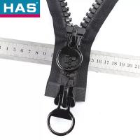 China Effortless Opening And Closing Durable Plastic Puller Nylon Zippers For Smooth Operation for sale