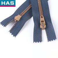 China Lightweight 3 Plastic Slider Zipper For Garments Or Jeans Copper Imitation Design for sale