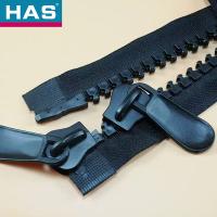 China Polyester Tape and Slider Included Durable Plastic Zippers in Enhancing Products for sale