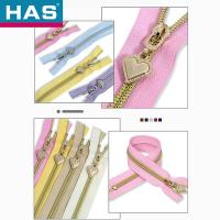 China #5 Metallic Teeth Nylon Zippers Durable Nylon Coil Zipper Customized for sale