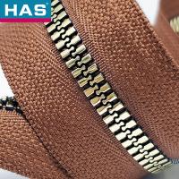 China Plastic Teeth Brown Invisible Zipper Customized Plastic Separating Zipper Lightweight for sale