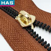 China Plastic Teeth Brown Invisible Zipper Customized Plastic Separating Zipper Lightweight for sale