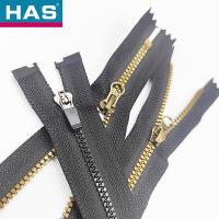 China #3 #5 #8 #10 Corn Teeth Plastic ZippersBlack Plastic Zip For Long Lasting Bags for sale