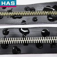 China Waterproof Metal Zippers Auto Lock Versatile Zippers For Bags for sale