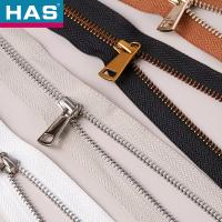 China #3 #5 #7 #8 #10 #12 Clothing Metal Zippers Two Way Closed End Zipper For Clothing for sale