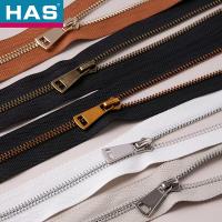 China #3 #5 #7 #8 #10 #12 Clothing Metal Zippers Two Way Closed End Zipper For Clothing for sale