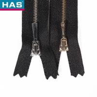 China Golden Small Metal Zipper with Open End for Clothing or Luggage for sale