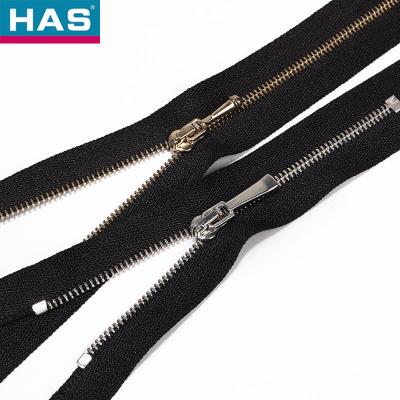 China Golden Small Metal Zipper with Open End for Clothing or Luggage for sale