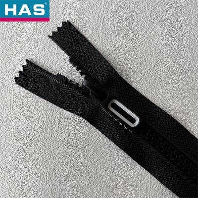 China #5 Thick-Teeth Hard Durable Resin Zipper For Clothing Or Accessories for sale