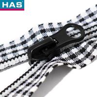 China #5 Open-End Black & White Checkered Nylon Zipper Closure For Clothing Or Luggage for sale