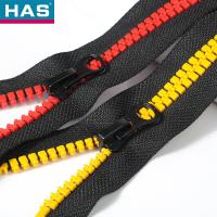 China Durable Resin Wave Tooth Creative Zipper In Various Colors Lightweight And Convenient For Clothing for sale