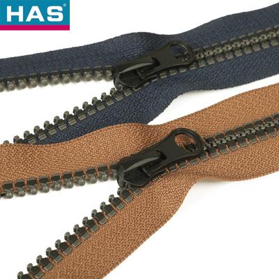 China Lightweight Blue Resin Zipper End Track Teeth With Plastic Pull Chain Sample For Easy Luggage Organization for sale