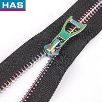 China Clothing Essential Colored Gradient Copper-Tooth Metal Zipper with Open Tail Material Type Brass for sale