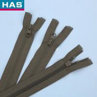 China Plastic Teeth Zipper With Self-Locking For Customizable Clothing And Lightweight Design for sale